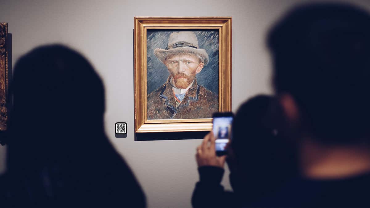 Using QR Codes in Museums and Galleries - 42Kites